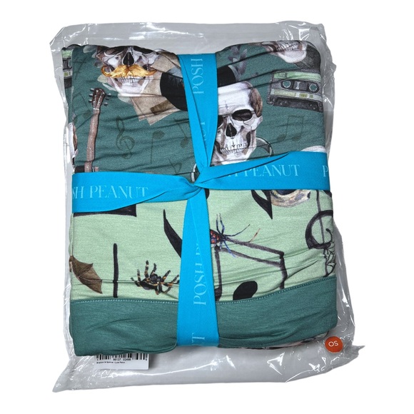 Posh Peanut | Bedding | New In Package Posh Peanut Sheldon X Spencer ...